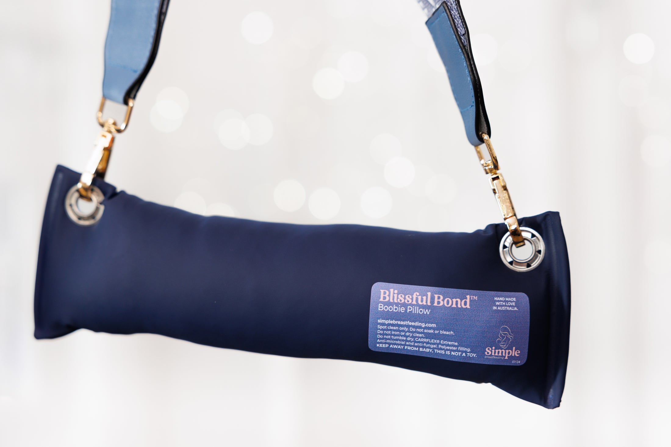Blissful Bond® Boobie Pillow – Simple Breastfeeding